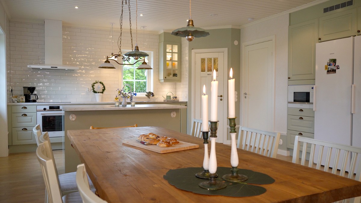 Familjen Weglin/Calderon har byggt ett Idyll 143 i Järvsö