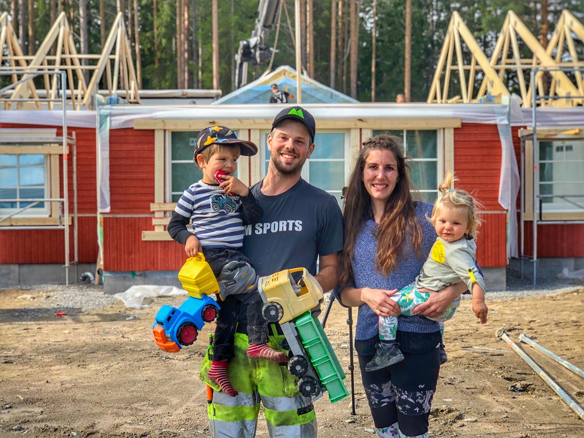 Familjen Weglin/Calderon har byggt ett Idyll 143 i Järvsö